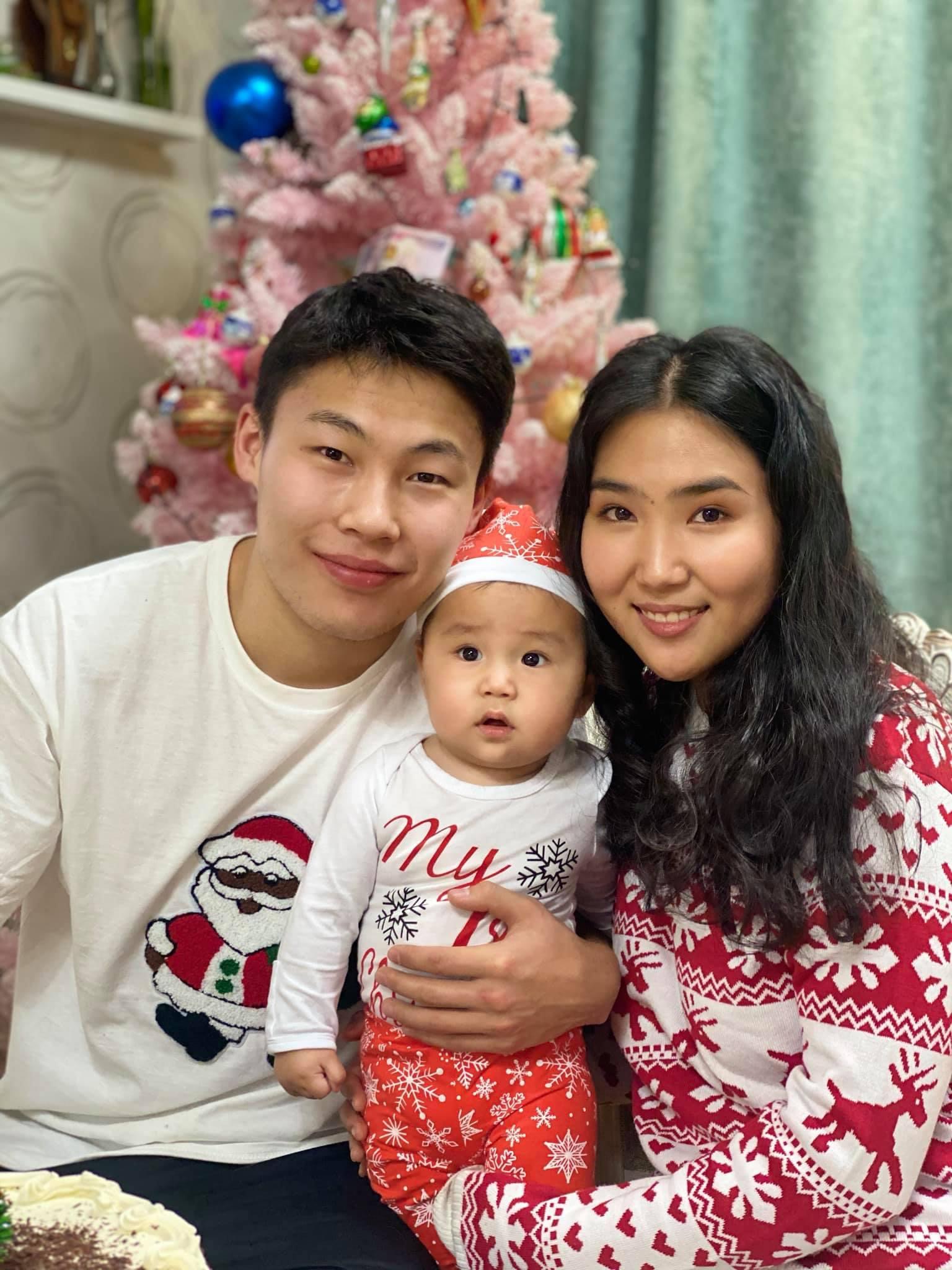 Ц Хүсэлбаатарын хөөрхөн бэр ТАС МН