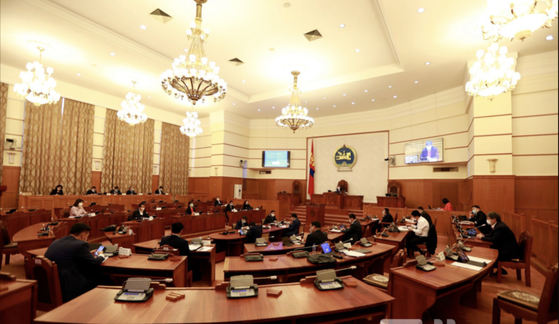 0 3 настай хүүхдээ асарч буй эхэд олгодог тэтгэмж нь Үндсэн хууль зөрчсөн гэж үзсэн цэцийн