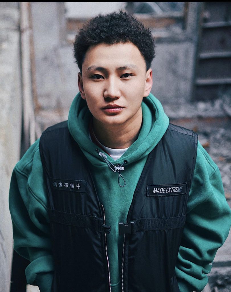 “Vandebo” хамтлагийн дуучин Б.Эрдэнэболд: Би та нараас миний дууг ...