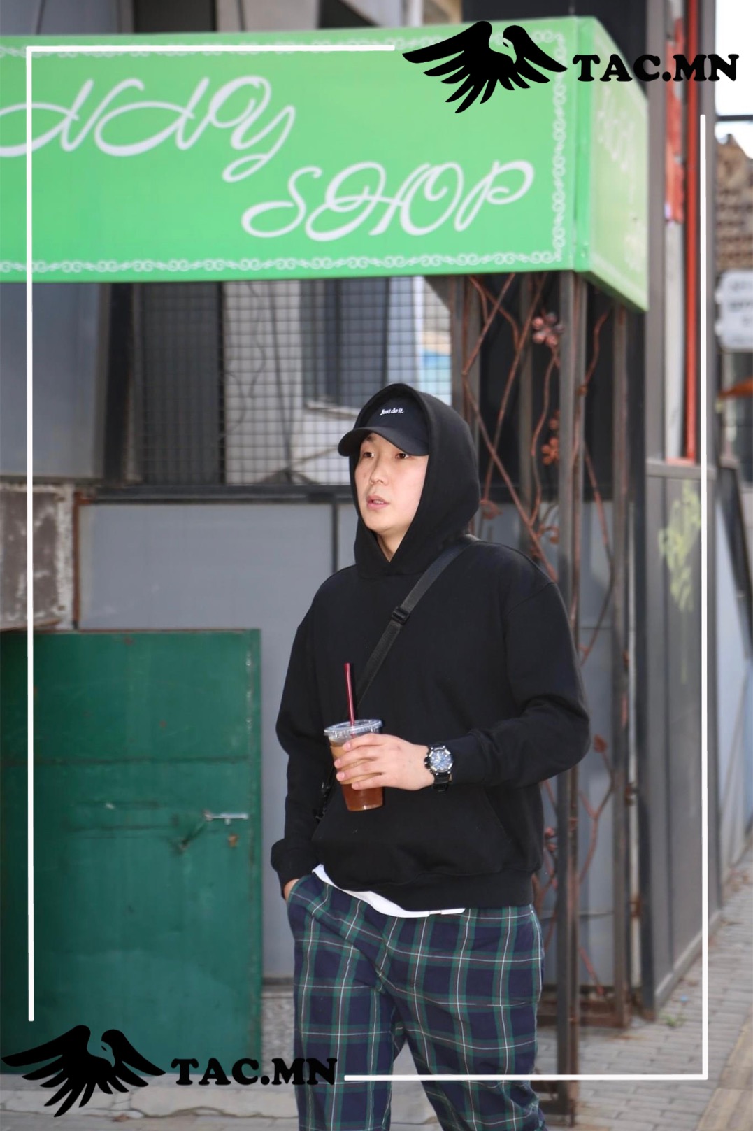 Охидын шүтээн Roockie ХMF наадамд оролцоно – ТАС.МН