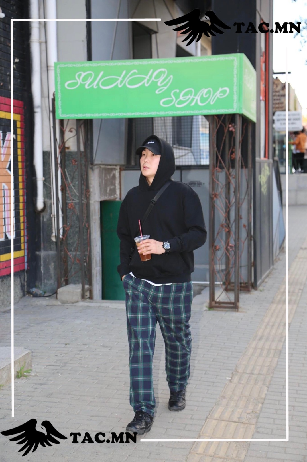 Охидын шүтээн Roockie ХMF наадамд оролцоно – ТАС.МН