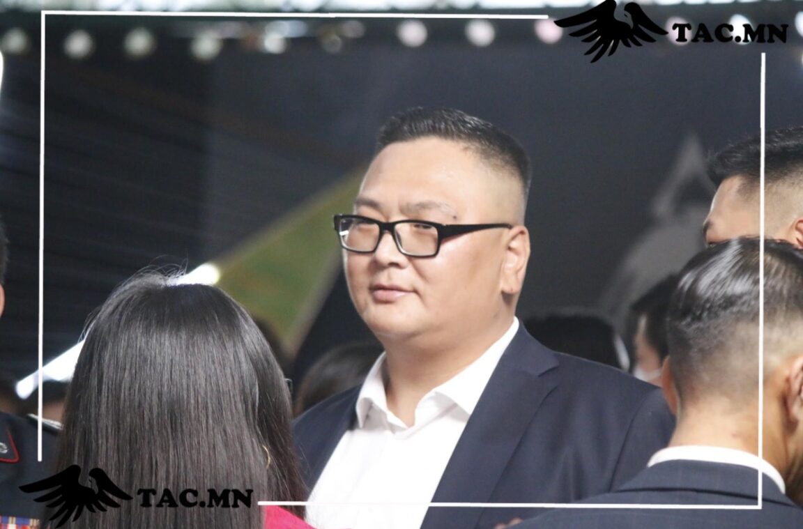 Сэлэм эргүүлдэг С.Бямбацогт – tac.mn