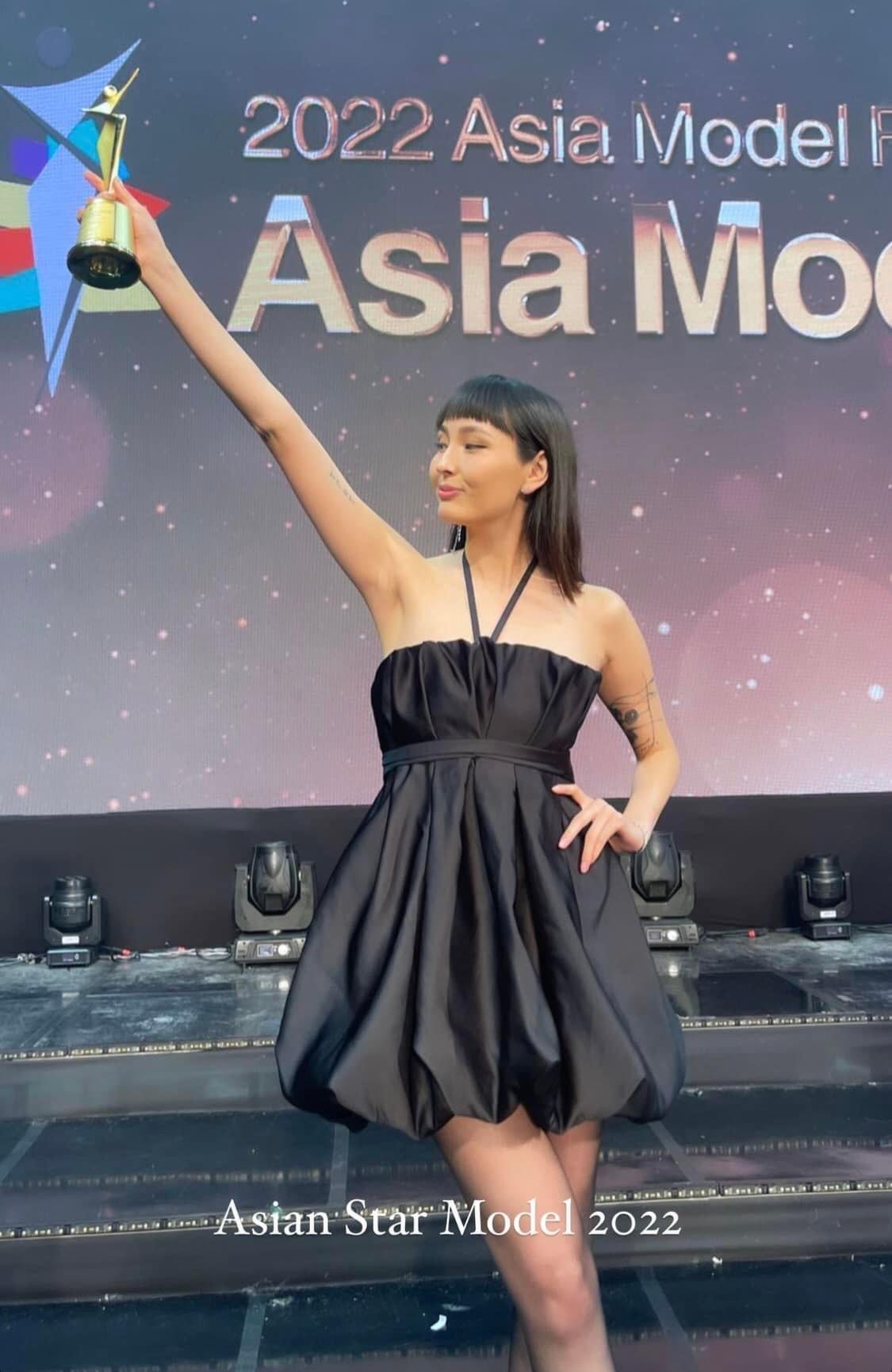 “Asia Model Festival”-д Ю.Балжидмаа оролцож шилдэг загвар өмсөгчөөр ...