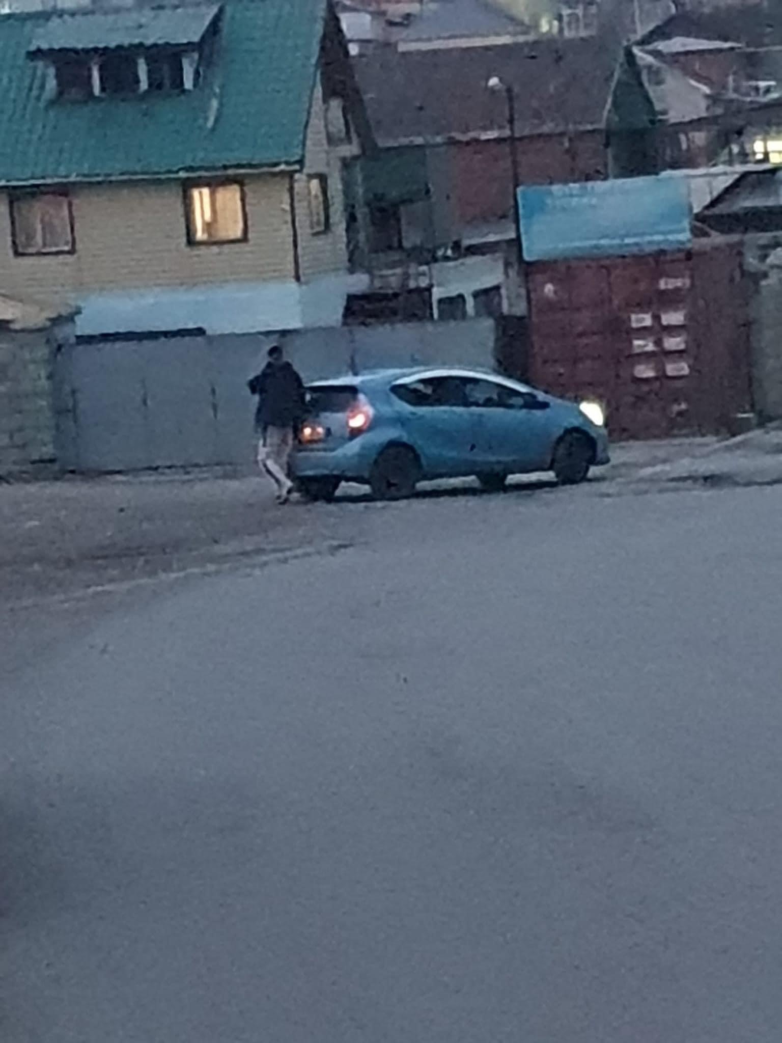 “Найман настай охиныг хүчиндэж болж байхад чамайг яагаад болдоггүй юм