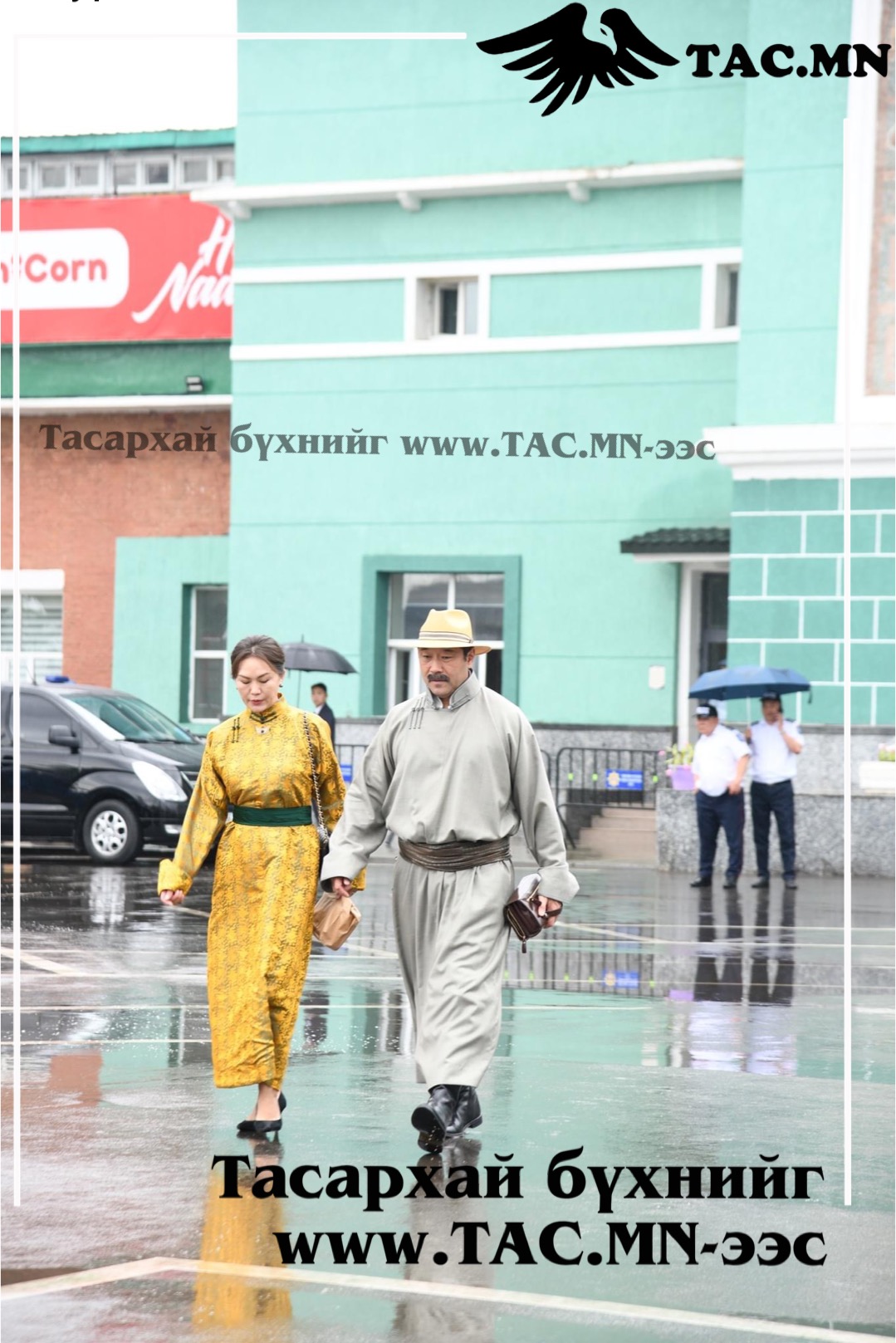 Хатан ухаантай эхнэрээрээ Ж Бат Эрдэнэ гишүүн гангарчээ ТАС МН