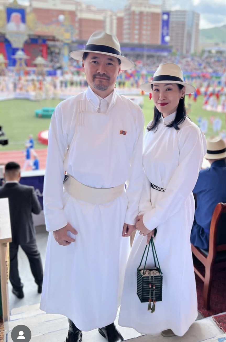 УИХ ын гишүүн Г Амартүвшин гадаад хүргэнтэй ТАС МН