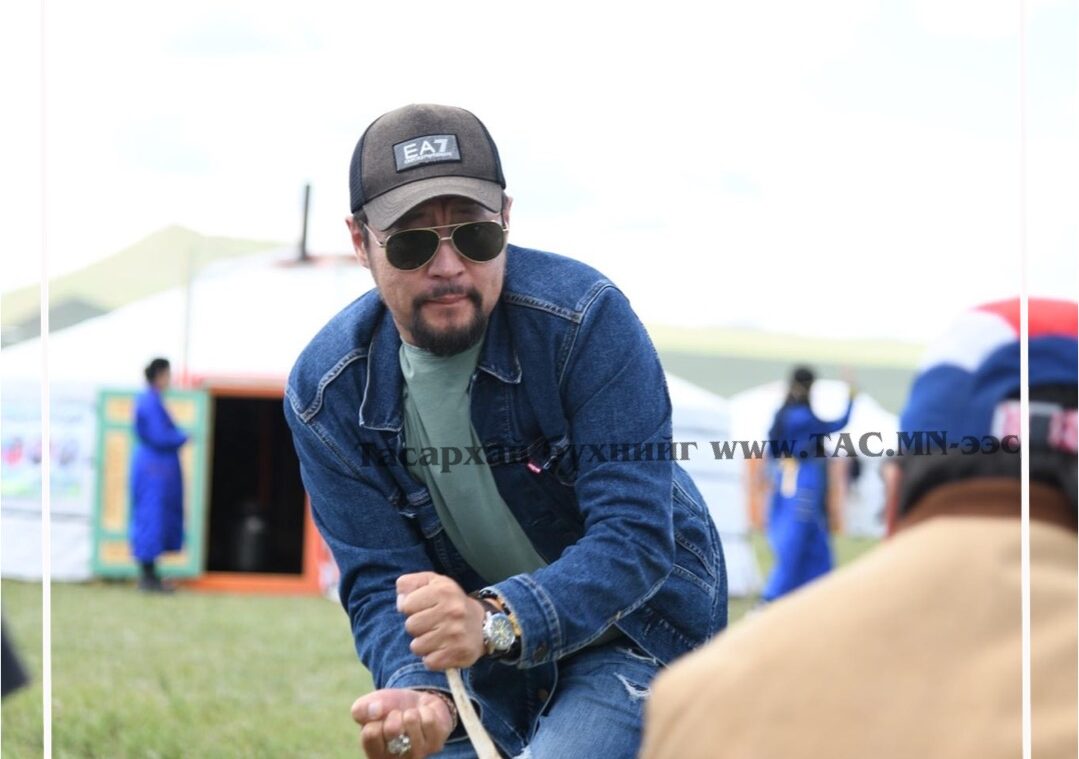 Жүжигчин С Болд Эрдэнийн нууц авьяас Tac Mn